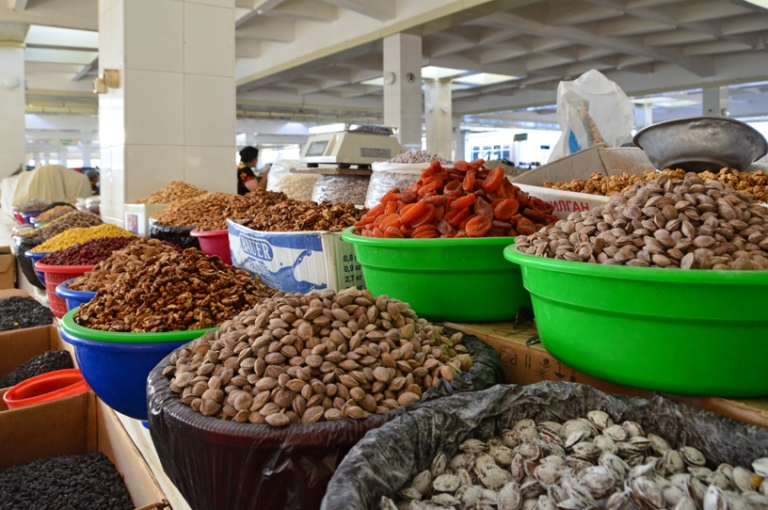 Samarkand – Siyob Bazaar – Dried Fruits and Nuts | Food Perestroika