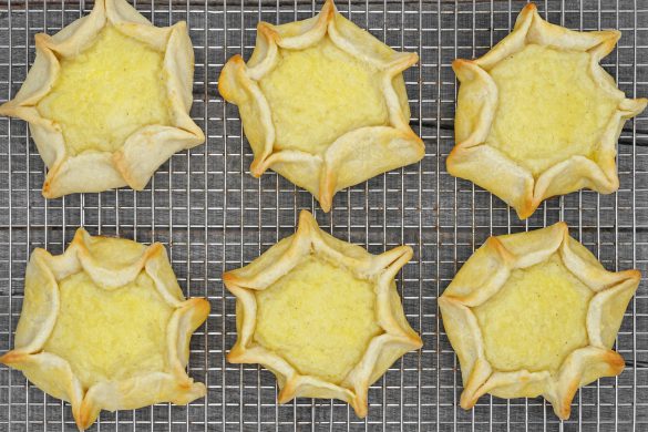 Shanga, the Bread Roll from the Great Russian North | Food Perestroika